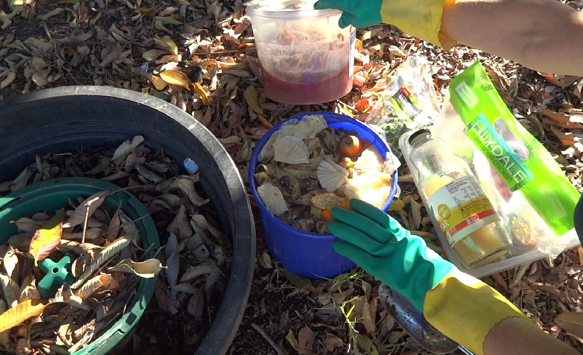 Super-Fast Composting above Ground with a Compot - Direct Compost
